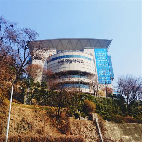 백석대학교 대신 전해드립니다 안녕하세요 백석대 문화예술학부 실용음악전공 2018년도 1학기 🎓졸업연주위원장 장진수입니다 🎉 이번 저희 실용음악전공 졸업공연 주제는 🌱