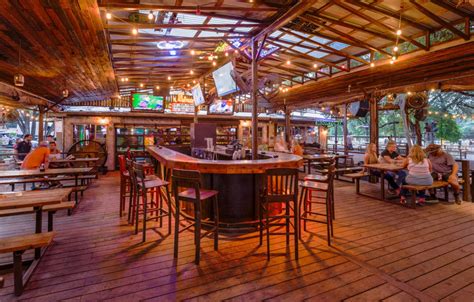 Indoor Space At Moontower Saloon Bar Club In In Austin Tx The Vendry