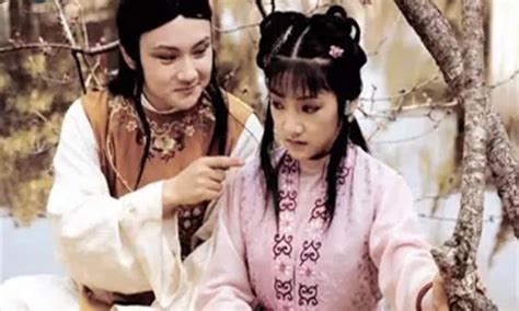 辨紫鹃试玉：我不过是说了几句顽话，他就认真了澎湃号·湃客澎湃新闻 The Paper