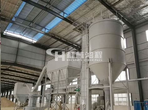 小苏打磨粉机270目年产1万吨生产线选雷蒙磨立磨皆可 桂林鸿程
