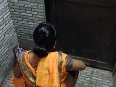 Ind Toilet Desi Aunty Pissing Outdoor Caught Thisvid Com