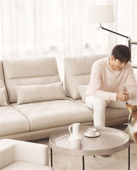 자코모 가죽소파 패브릭소파 소파브랜드 Jakomo 플래그십 하루가 머무는 곳 자코모는 그 순간을 더 포근하게 피워내요🌸 39년간 쌓아온 노하우로