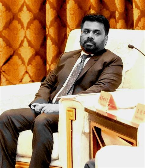 නිලන්ත තෙල් සංස්ථාවෙන් නිකුත් කළ තෙල් බවුසර් විශාල ගණනක් ඉන්ධන පිරවුම් හල් වෙත ගොස් නැති බව