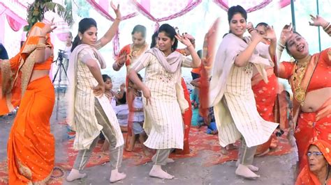 ऐस डस आपन कभ भ नह दख हग दहत नच गत मकश शसतर ज क भगवत म DEV VIDEO