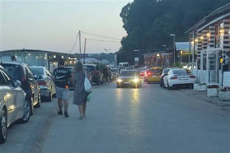 Мними полицаи обраха мъж на крайбрежната алея във Варна Информационна агенция ПИК