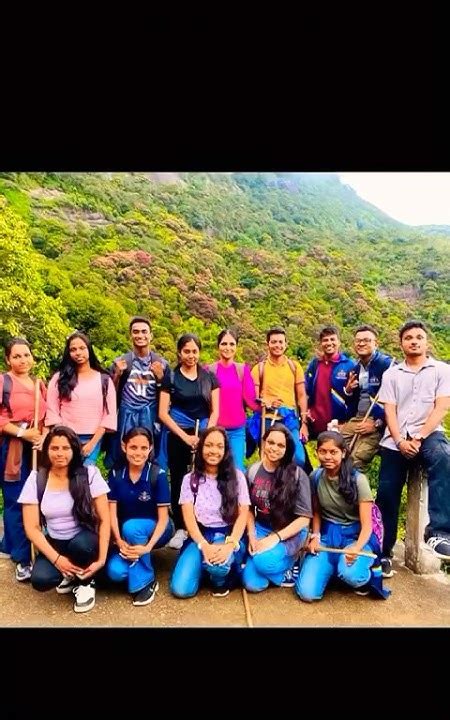 බුදු හිමි පහස ලද ශ්‍රී පාදය වන්දනා කර ඇති වාර ගණන Comment කරන්න🙏🌄☸️ Srilanka Viralvideo