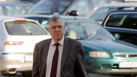 Румен Гечев Борисов си прави пиар с картела за горивата и обществените поръчки Новини бг