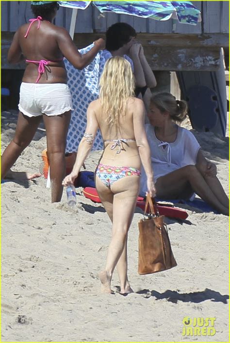 Kate Hudson Shows Off Bikini Body At Beach With Chris Martin Photo 3326040 Bikini Chris