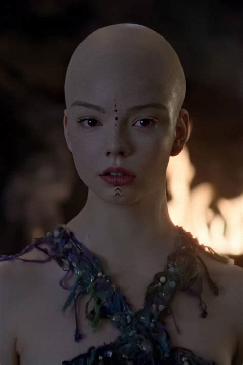 [100 ] Anya Wallpapers