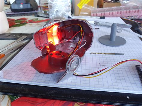 Montage Casque Iron Man