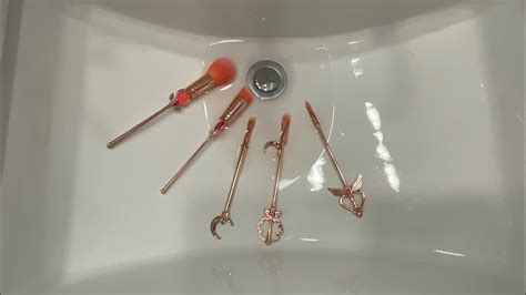Cleaning My Makeup Brushes Asmr Youtube