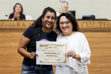 Dirigente Do Mst No Paraná Recebe Homenagem Da Bancada De Vereadoras De
