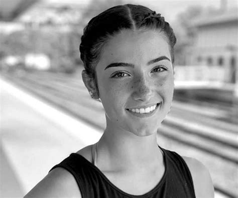 Tiktok Star Charli Damelio Opens Up About Eating Disorder Struggle