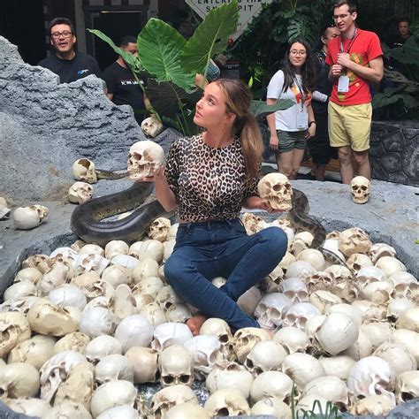 Camilla Luddingtons Feet