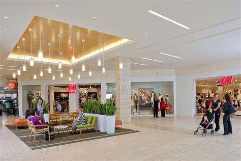 Hillsdale Shopping Center — Bohannon Companies