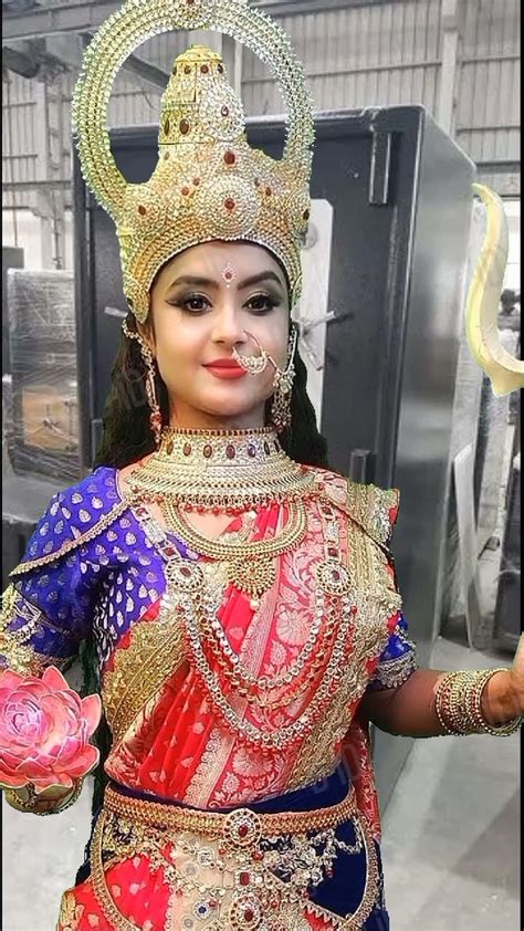 तिजोरी में भूलकर भी न रखें यह चीजें नहीं तो हो जाओगे कंगाल 🙏😭vastutips
