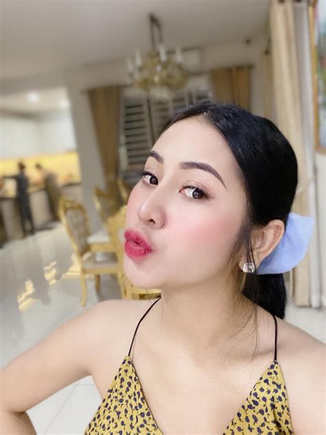 សល់មួយខែទៀតសម្រាលកូន តែកុំមើលសម្រស់ អេន ជី នៅស្អាតក្រមុំមិនដូរ