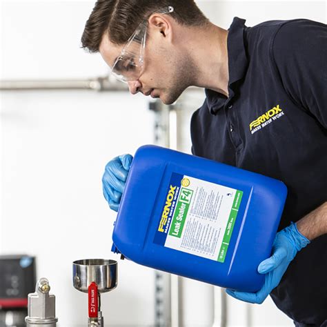 ПРЕПАРАТ ЗА ЗАПУШВАНЕ НА ТЕЧОВЕ F4 10l Toplomax