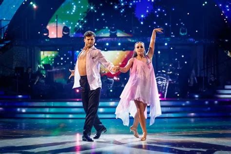 Bbc Strictlys Vito Coppola Hugs Ellie Leach As She Opens Up On Key Part Of Relationship Irideat