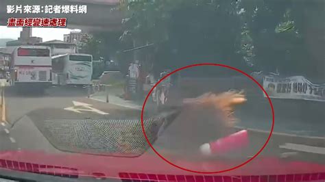 影／又見行人地獄！ 女走斑馬線遭左轉車撞倒 Ftnn 新聞網