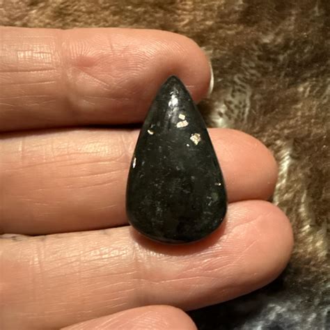 Ruby Zoisite Ruby In Zoisite Anyolite Oval Ruby Zoisite Ruby Stone Healing Crystals Heart