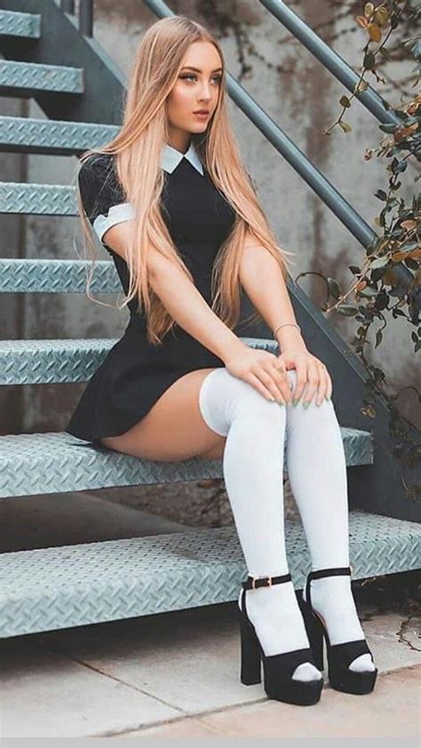 Pantyhose Outfits Miniskirt Outfits Girly Outfits Fashion Outfits Women With Beautiful Legs