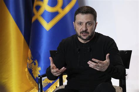 트럼프 젤렌스키 희토류 거래 물러나려 해큰 문제 생길 것”