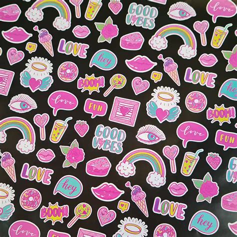 قیمت و خرید کاغذ کادو یک رو طرح ایموجی با بهترین کیفیت عکس