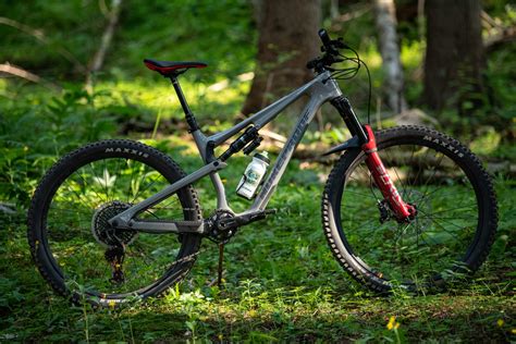 First Ride New Nukeproof Reactor Tribute To The Original Mtb Magcom
