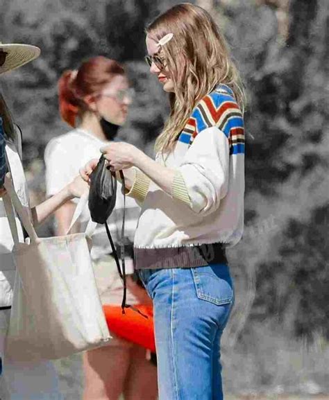 Emma Stone Biography Wiki Age Weight Height Spouse American