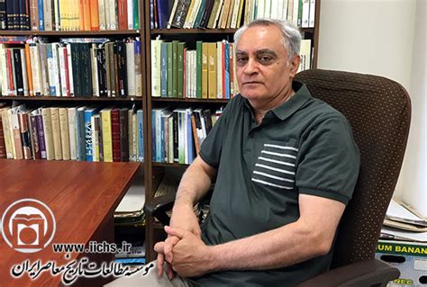 شاه درآمدهای نفتی را مانند تازه به دوران رسیده‌ها خرج می‌کرد تاریخ معاصر