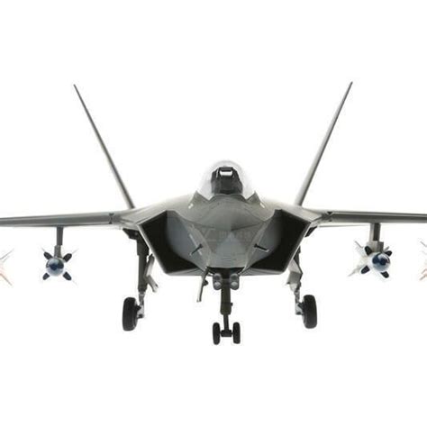 （咪咖館）中航正版殲31飛機模型fc31隱形機戰鬥機仿真合金擺件148 露天市集 全台最大的網路購物市集