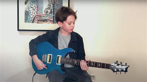 Точно не бас Платон Шепелев сыграл на гитаре кавер на хит группы Metallica Звук