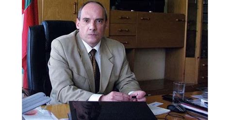 Закриват Държавната комисия по стокови борси и тържища