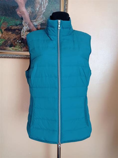 Жилет пух — ціна 390 грн у каталозі Жилетки Купити жіночі речі за доступною ціною на Шафі