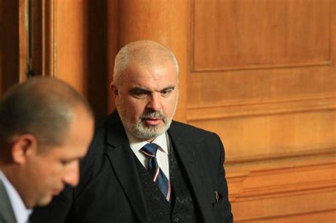 Депутатът Маноил Манов от ГЕРБ се оказа пълен неграмотник Nbox Всички новини