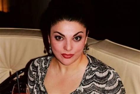 “ჯავახიშვილების გვარის შეკრებაზე “ვინ გვარცხვენს” სტენდზე გაგაკრავ” Face Exclusivenews Ge