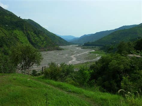 World Visits Natural Beauty Of The Kashmir