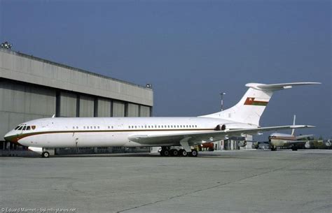 VC10 1103A4O-AB (G-ASIX)c/n: 820 | Airlines branding, Aircraft ...