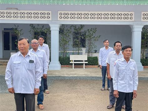 មន្ទីរសាធារណការ និងដឹកជញ្ជូនខេត្តកោះកុង គោរព ទង់ជាតិ នៃព្រះរាជាណាចក្រកម្ពុជា — រដ្ឋបាលខេត្តកោះកុង