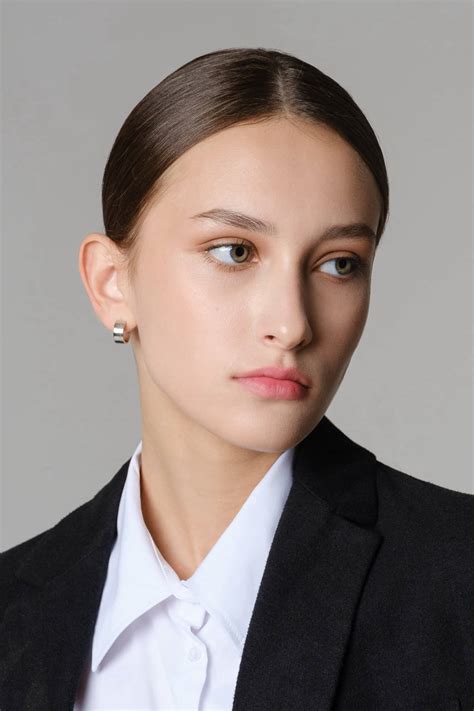 Grace Models Eliza A