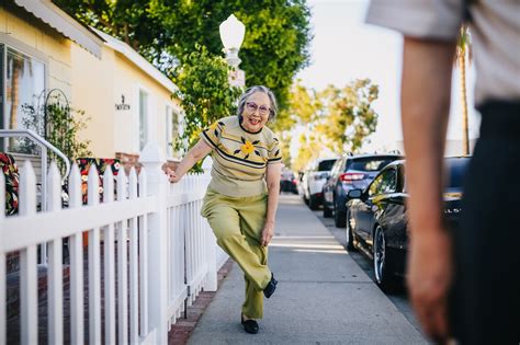 16 Easy Ways To Start A Conversation With Your Neighbor Without Being