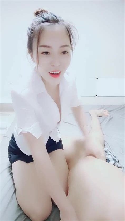 爆乳骚女技师衬衣包臀裙Jb按摩服务乳交腿交 Xasiat