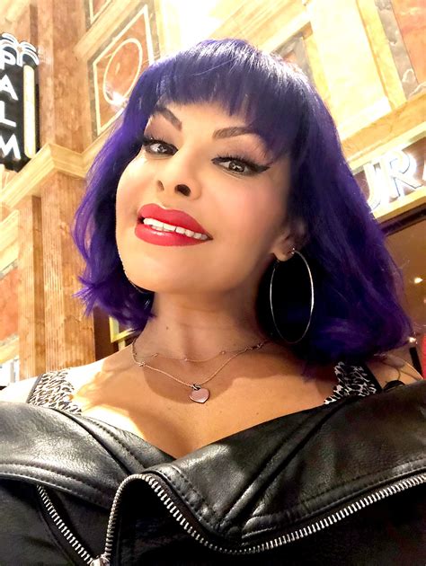 Tw Pornstars Ts Foxxy Twitter Can I Seduce You With Just One Smile