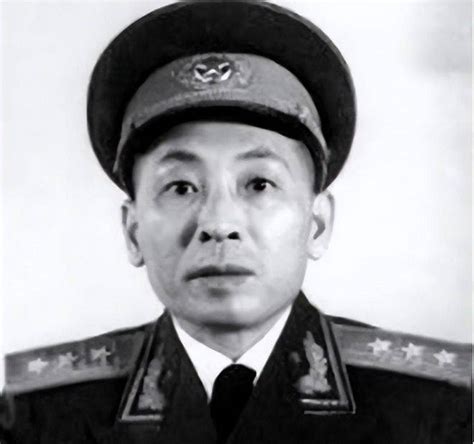 1949年，落选兵团司令的五位名将，个个都是野战军的头号战将华东纵队战场