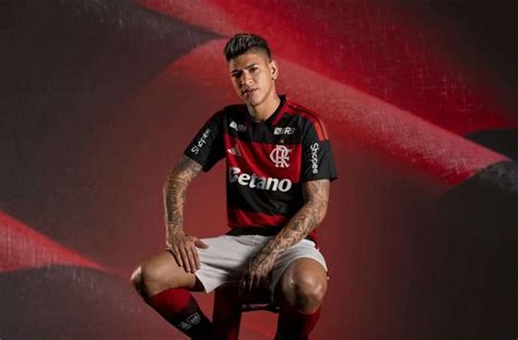 Flamengo Lança Novo Uniforme Para A Temporada De 2026