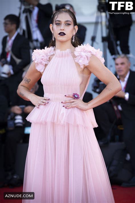 Gaia Gozzi Sexy Seen Flauntig Her Hot Figure At The Venice