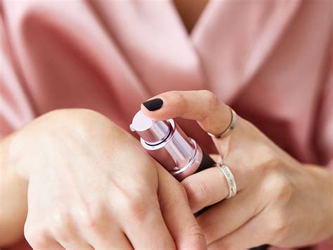 Face Primer What It Is And How To Apply It Skincare Com