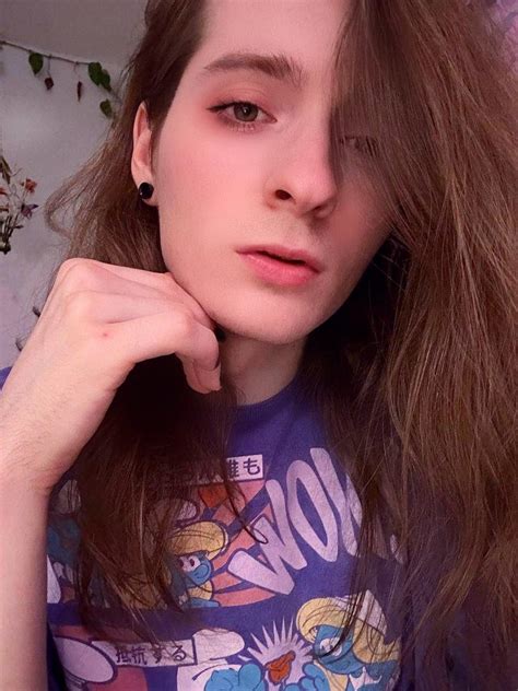 What Do You Think About Cute Streamers 😉🥰 R Androgyny