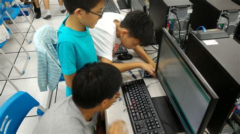 永隆國小電腦 E 樂園 程式積木x造物創客